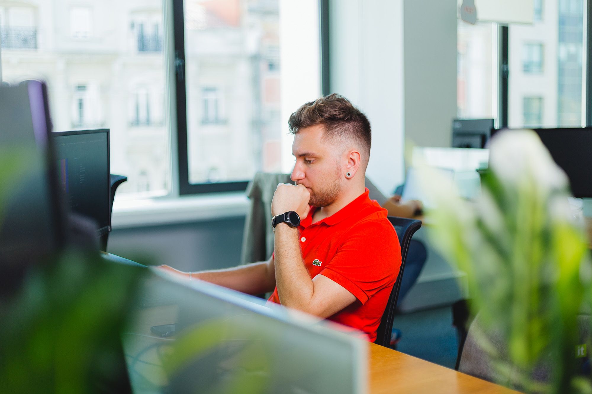 Person working within an IT services delivery model